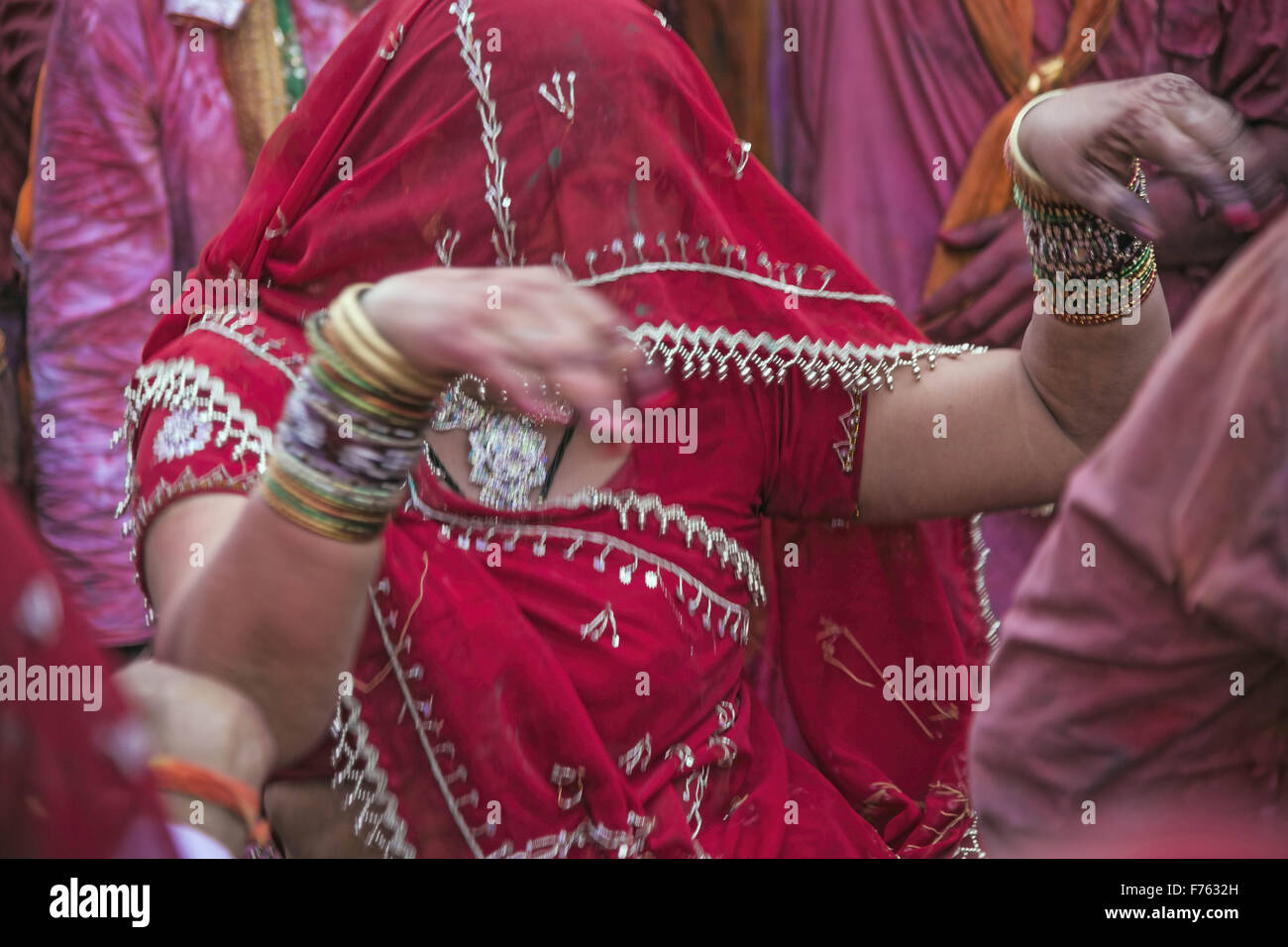 Woman dancing holi festival, mathura, uttar pradesh, india, asia Stock ...