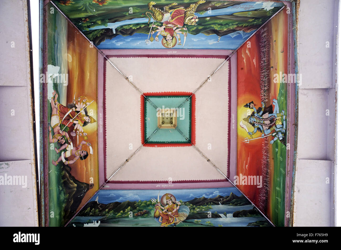 Tiger india temple hi-res stock photography and images - Alamy