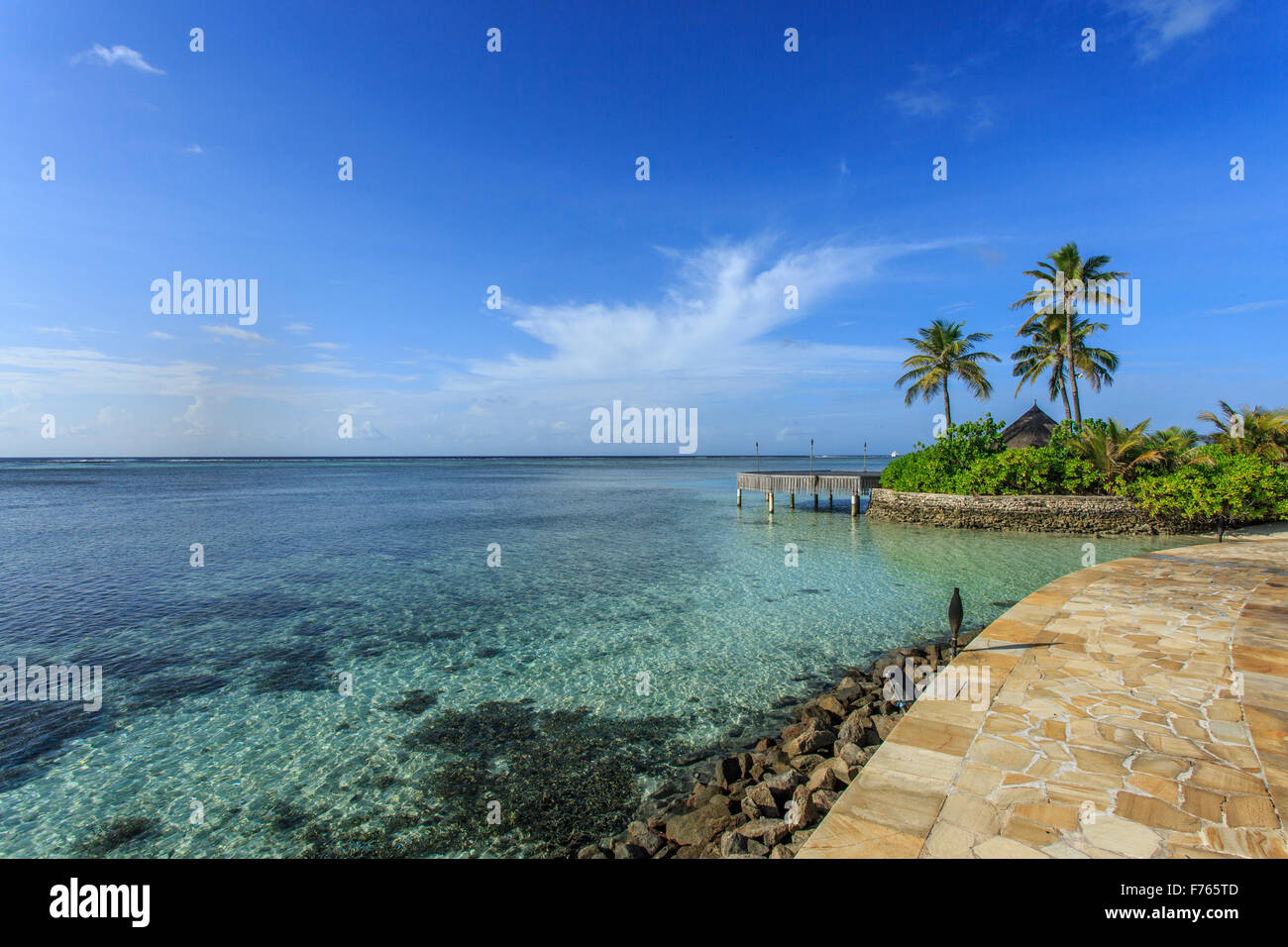 Maldives, a desert island paradise Stock Photo - Alamy