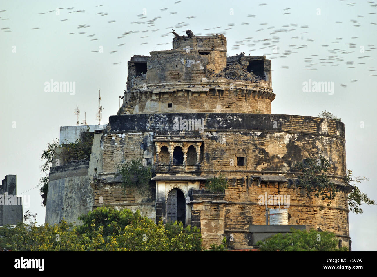Bhujiyo Kotho Palace, Lakhota palace, Lakhota Lake, jamnagar, gujarat ...