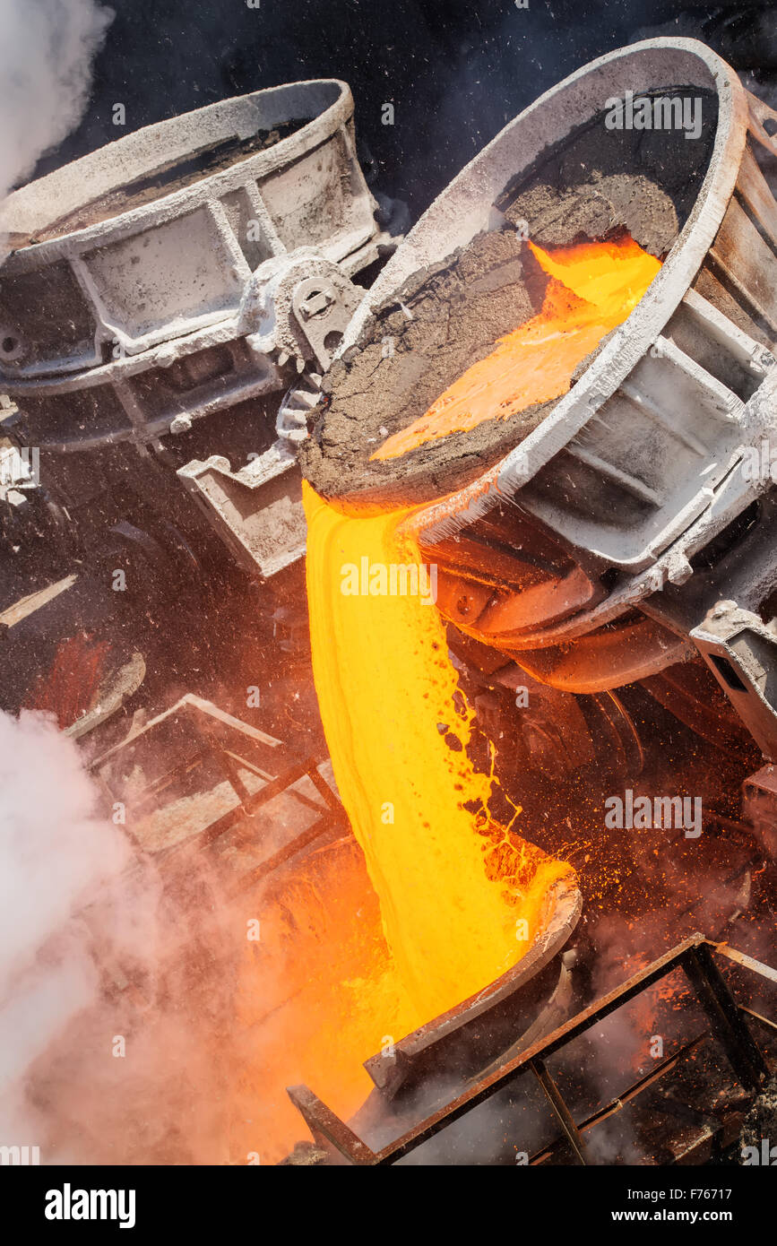 Hot steel pouring Stock Photo - Alamy