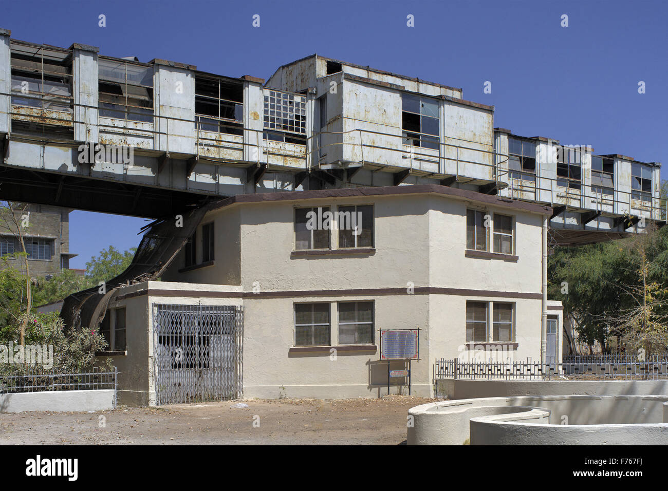 Poly radio therapy hi-res stock photography and images - Alamy