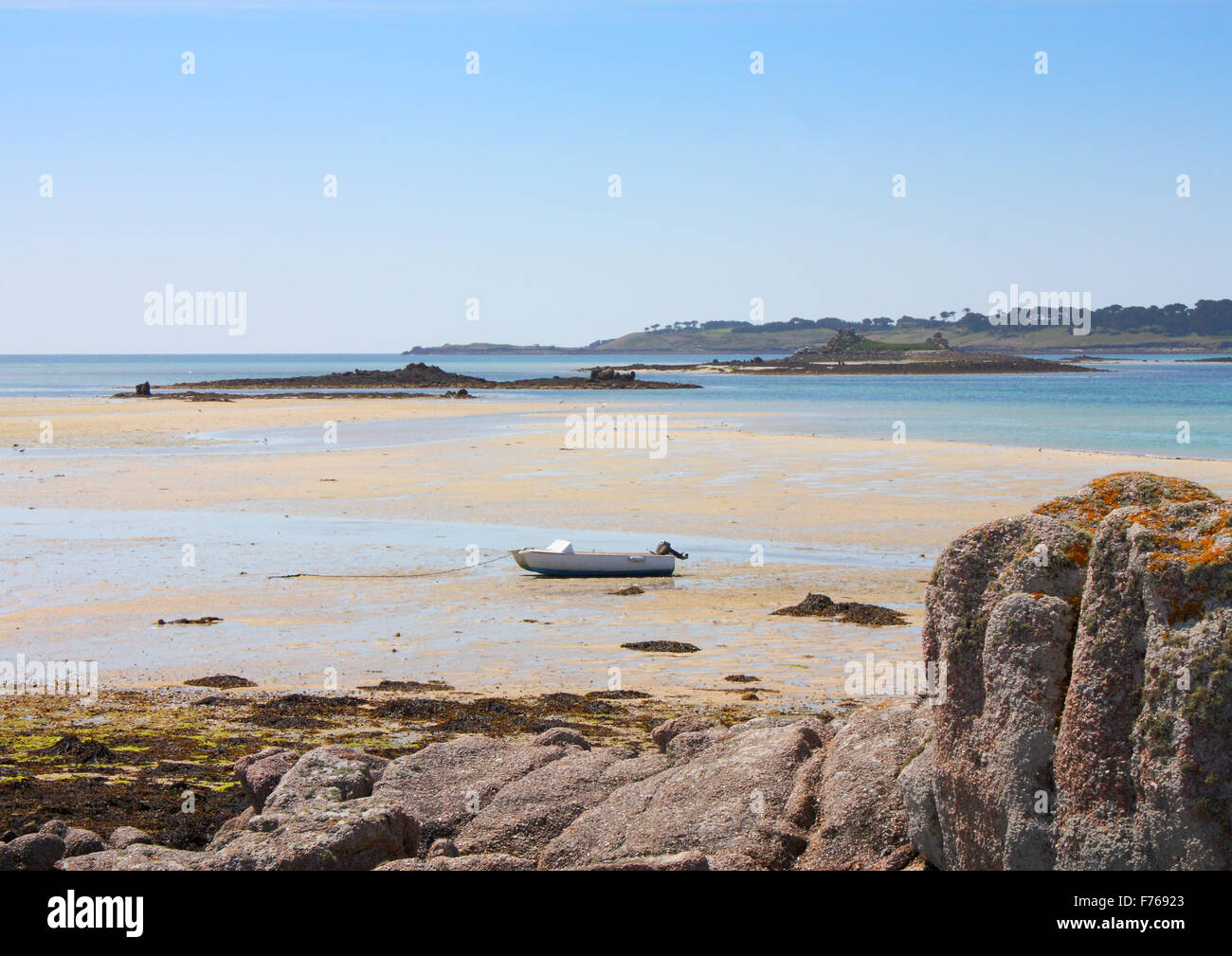 Rock formations on the beaches of the Isles of Scilly Stock Photo - Alamy