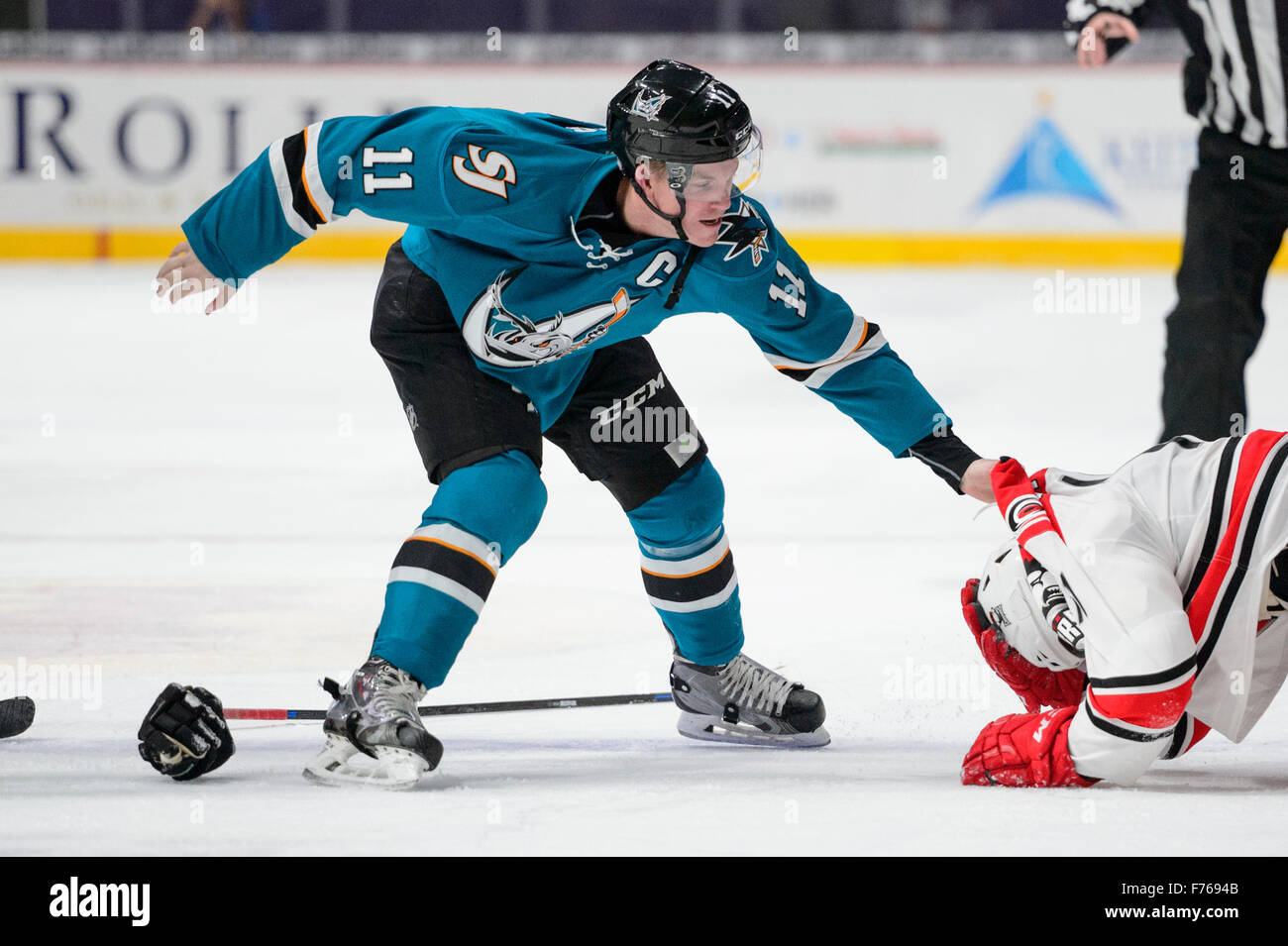 Checkers LW Zach Boychuk (11) gets into a fight with Barracuda LW Bryan ...