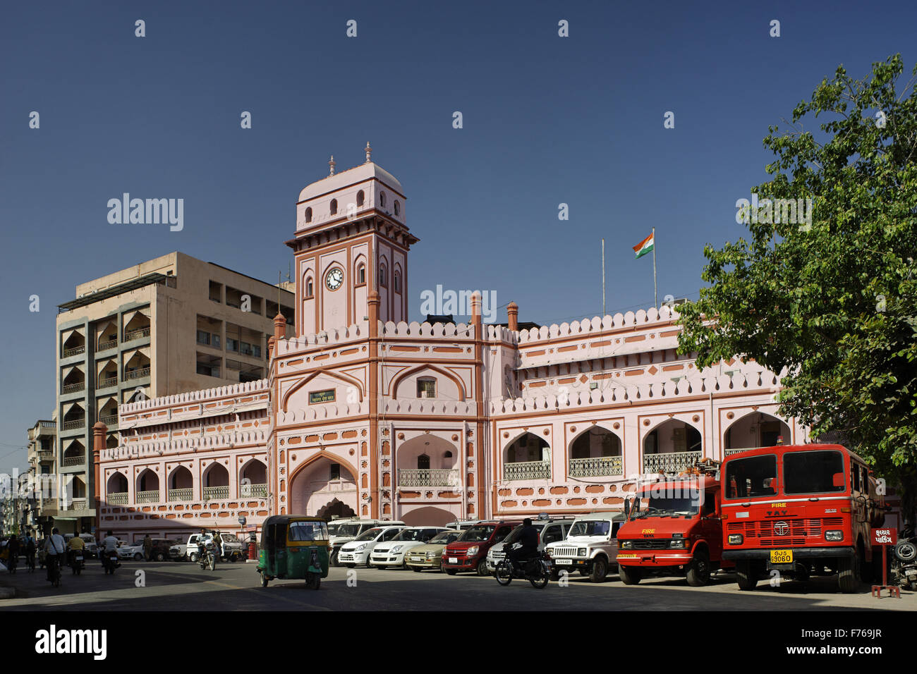 Municipal fire brigade building hi-res stock photography and images - Alamy