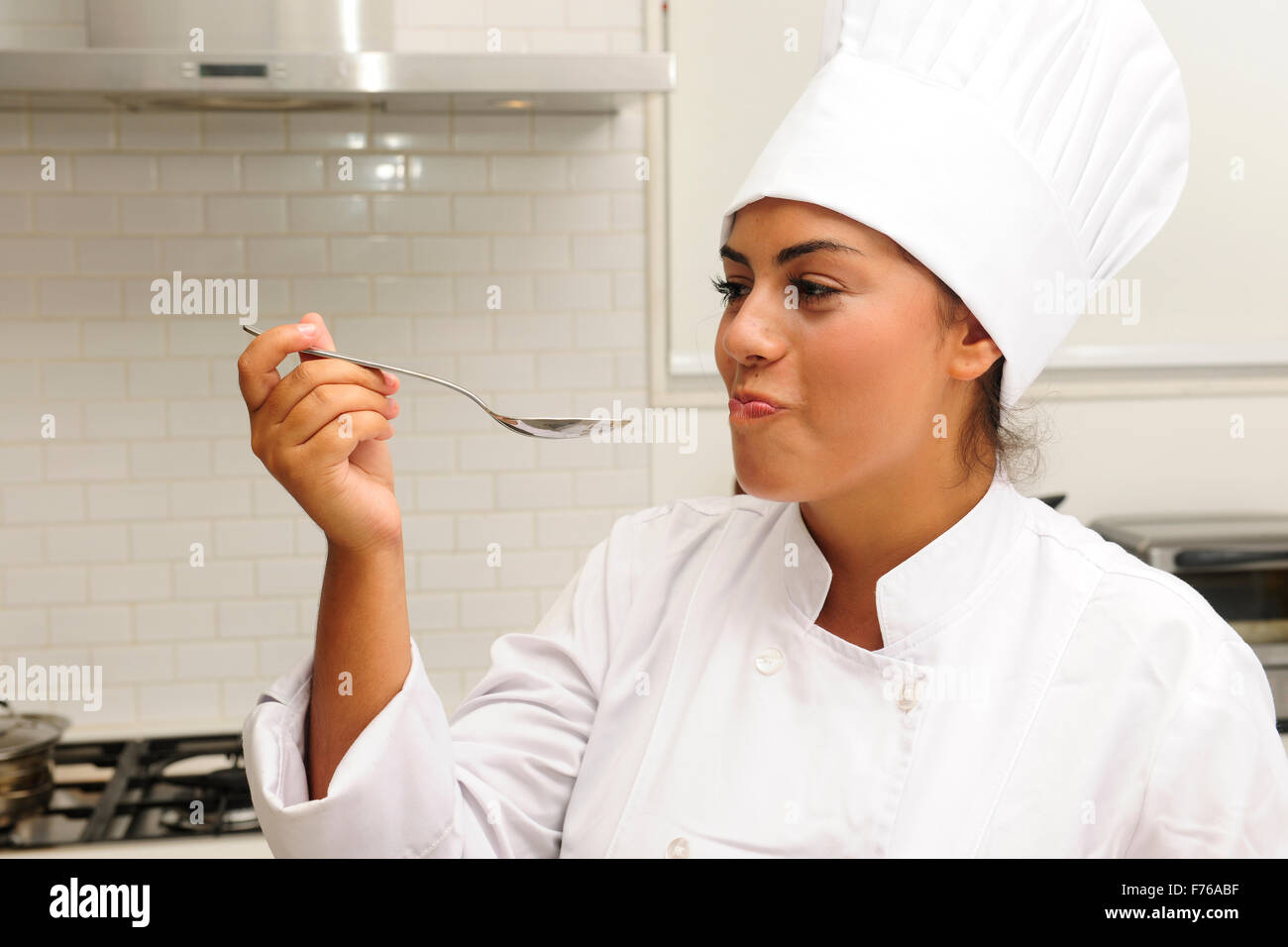Taste cook hi-res stock photography and images - Alamy