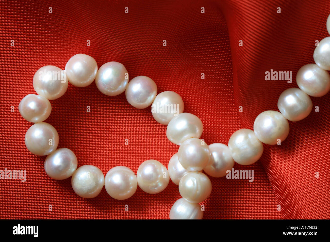 Pearl silk satin hi-res stock photography and images - Alamy