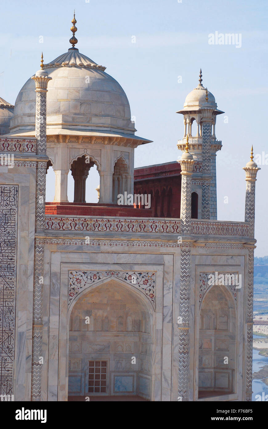 Chhatri of taj mahal hi-res stock photography and images - Alamy