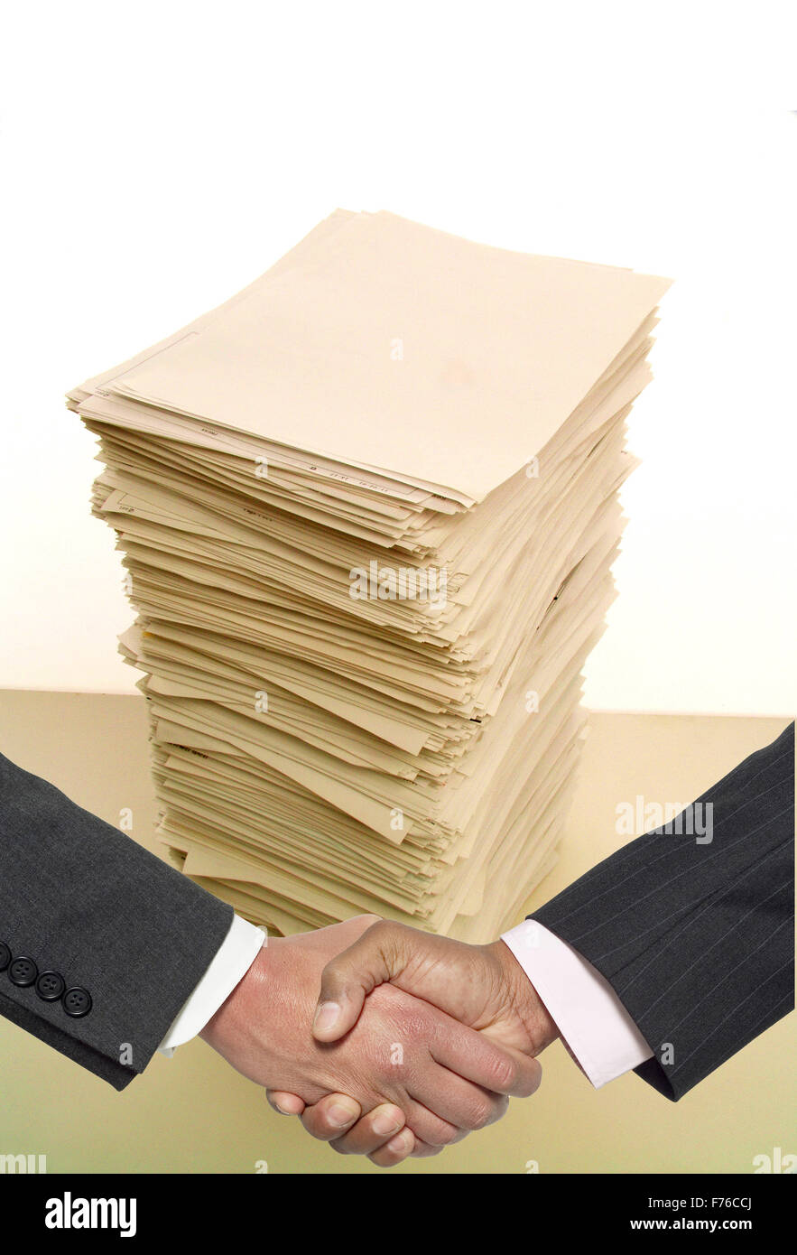 Contract clear hi-res stock photography and images - Alamy