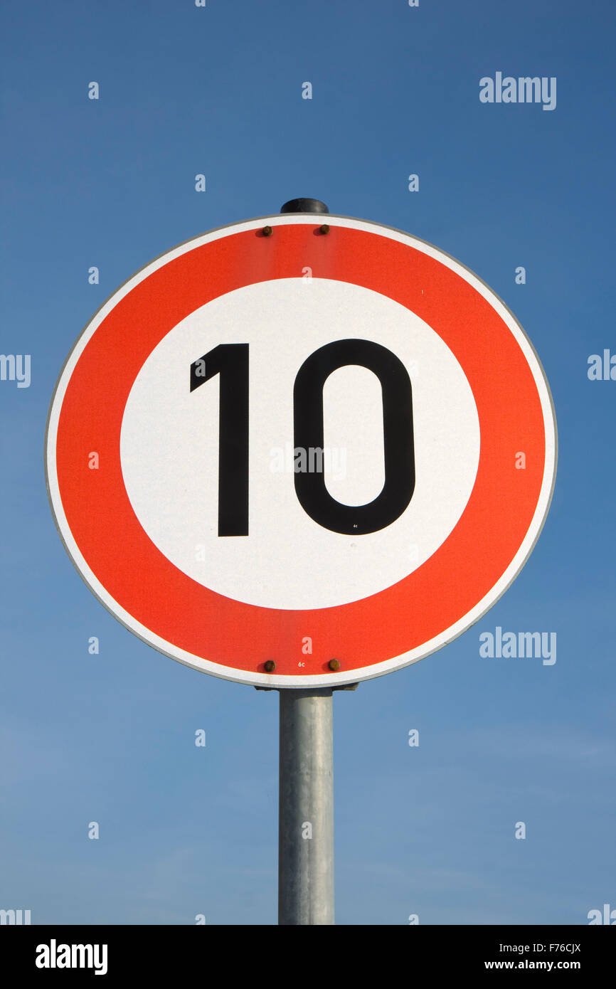 a german speed limit sign outdoors Stock Photo - Alamy