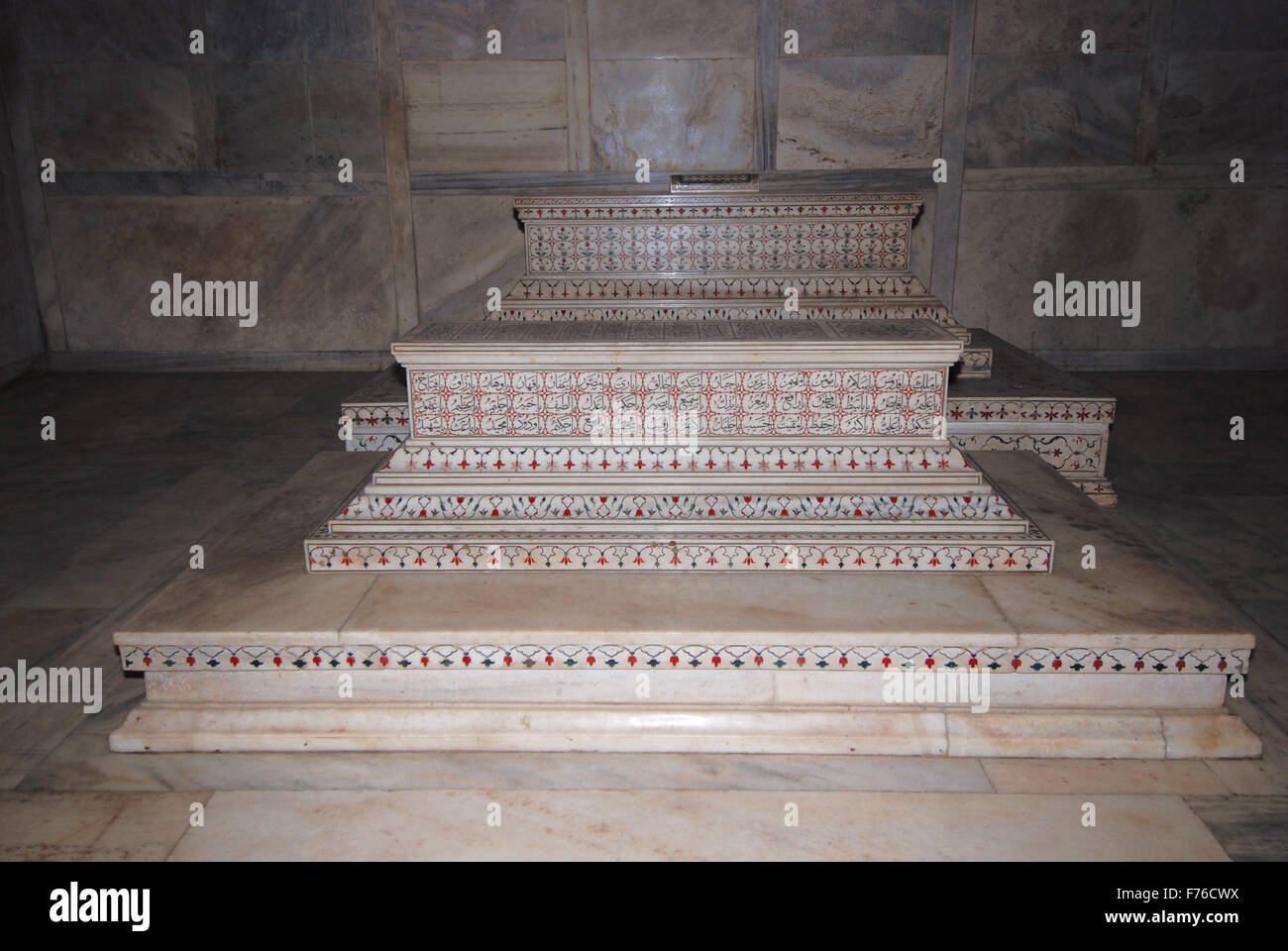 Cenotaph chamber hi-res stock photography and images - Alamy