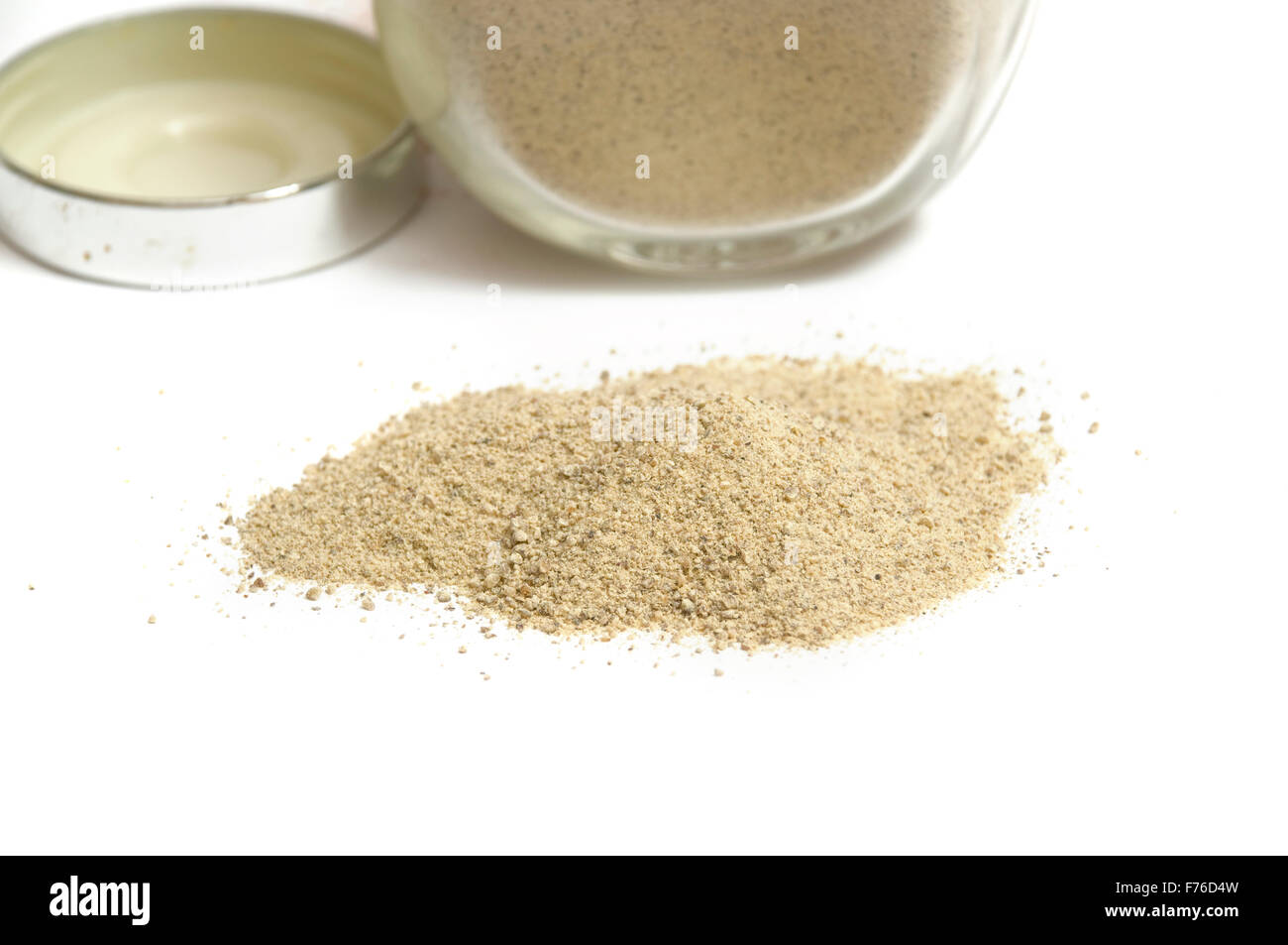 white ground pepper Stock Photo - Alamy