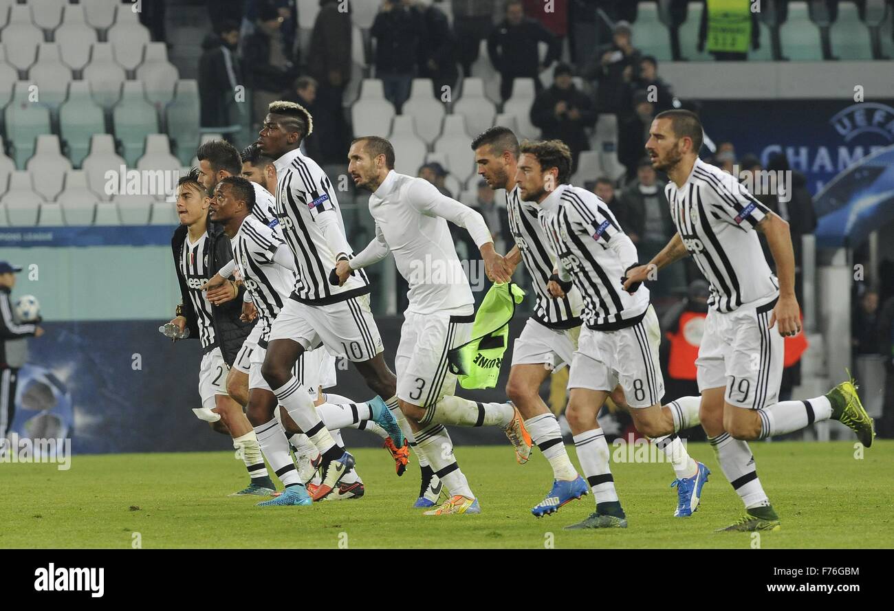 Juventus' players celebrate after winning the Uefa Champions League ...