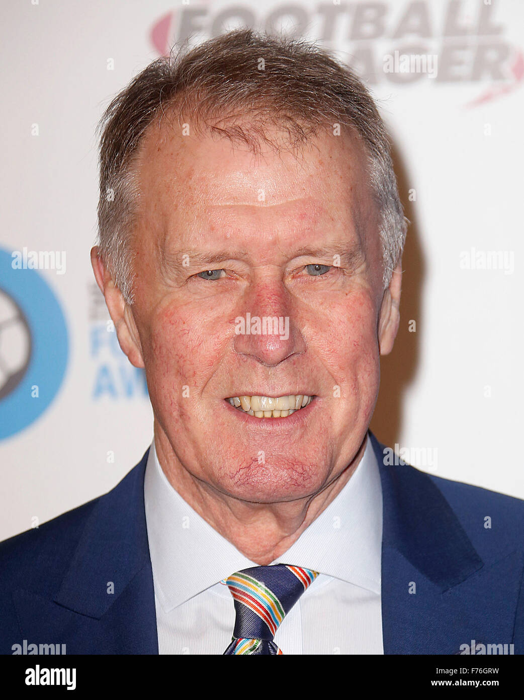 Soccer geoff hurst hi-res stock photography and images - Alamy