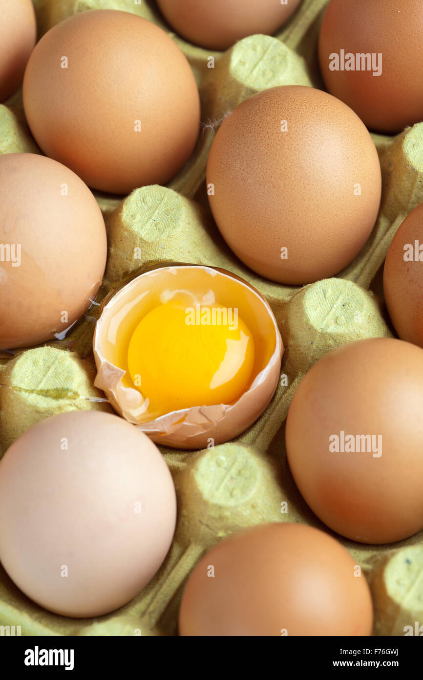 Box of eggs Stock Photo - Alamy