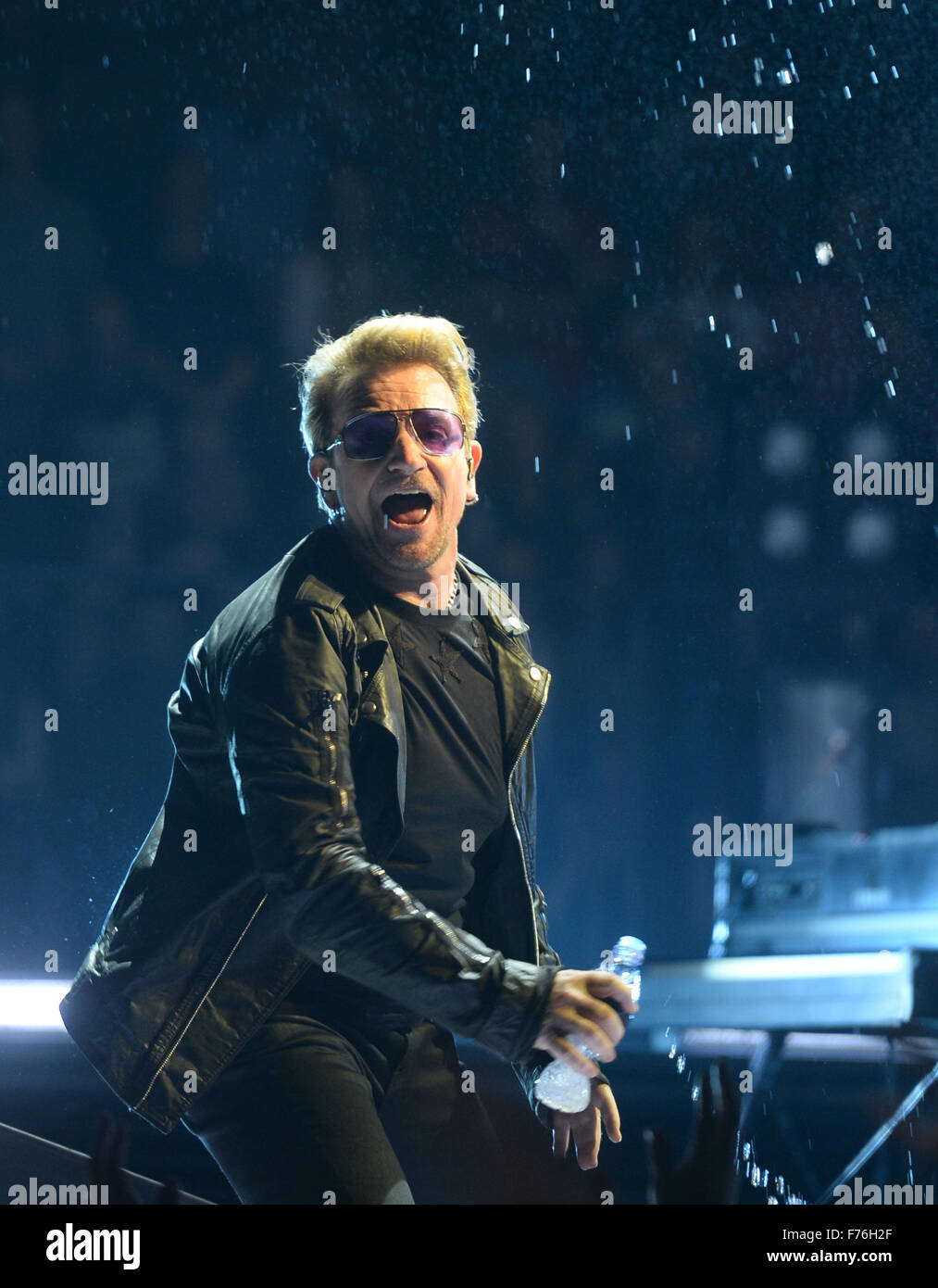 U2 innocence experience tour 2015 hi-res stock photography and images ...