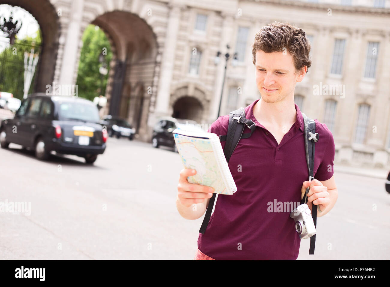 Reading tourist map hi-res stock photography and images - Alamy