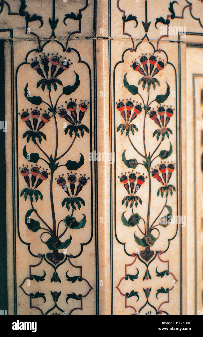 Inlay work on taj mahal, agra, delhi, india, asia Stock Photo - Alamy