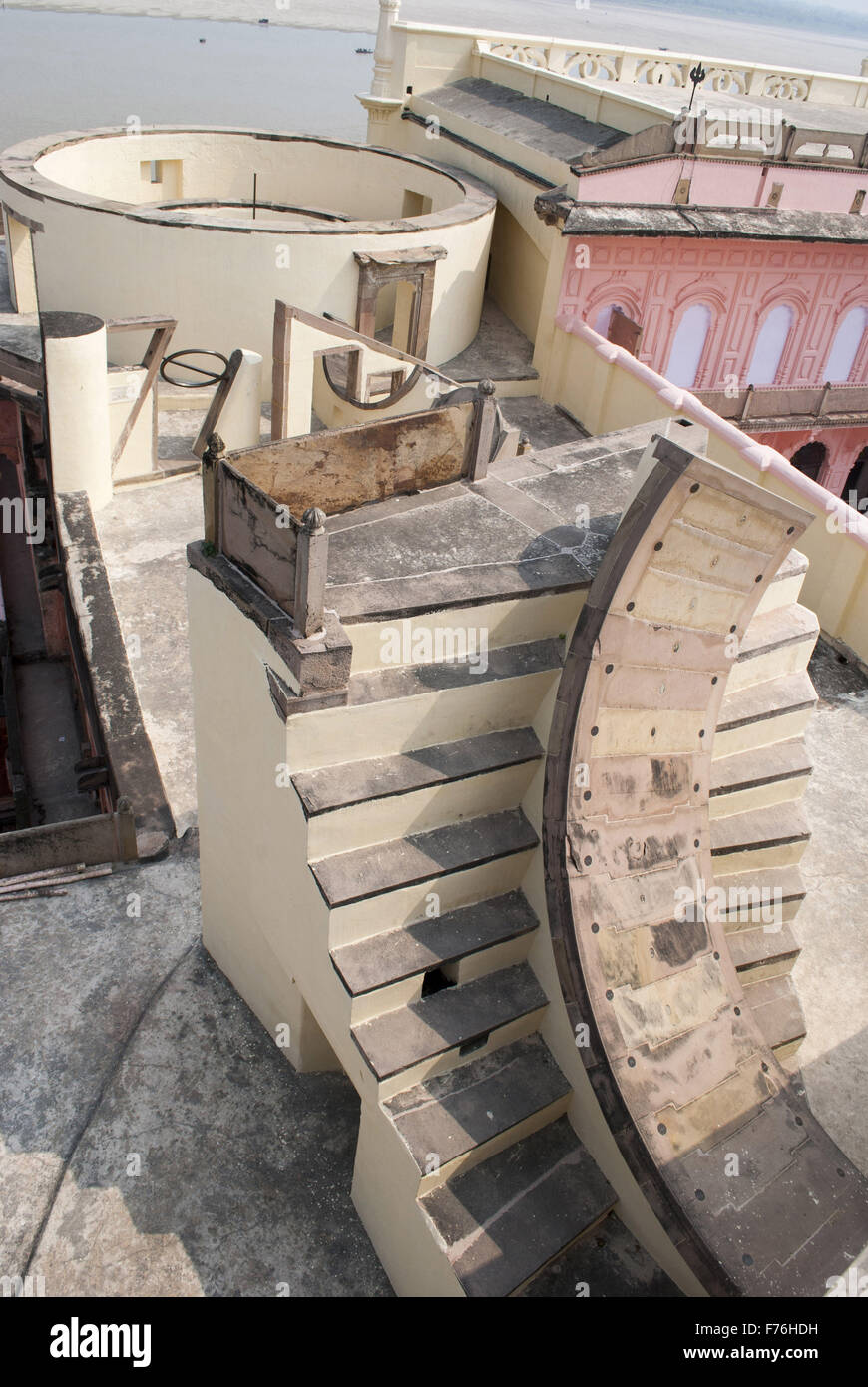 Man mandir observatory varanasi hi-res stock photography and images - Alamy