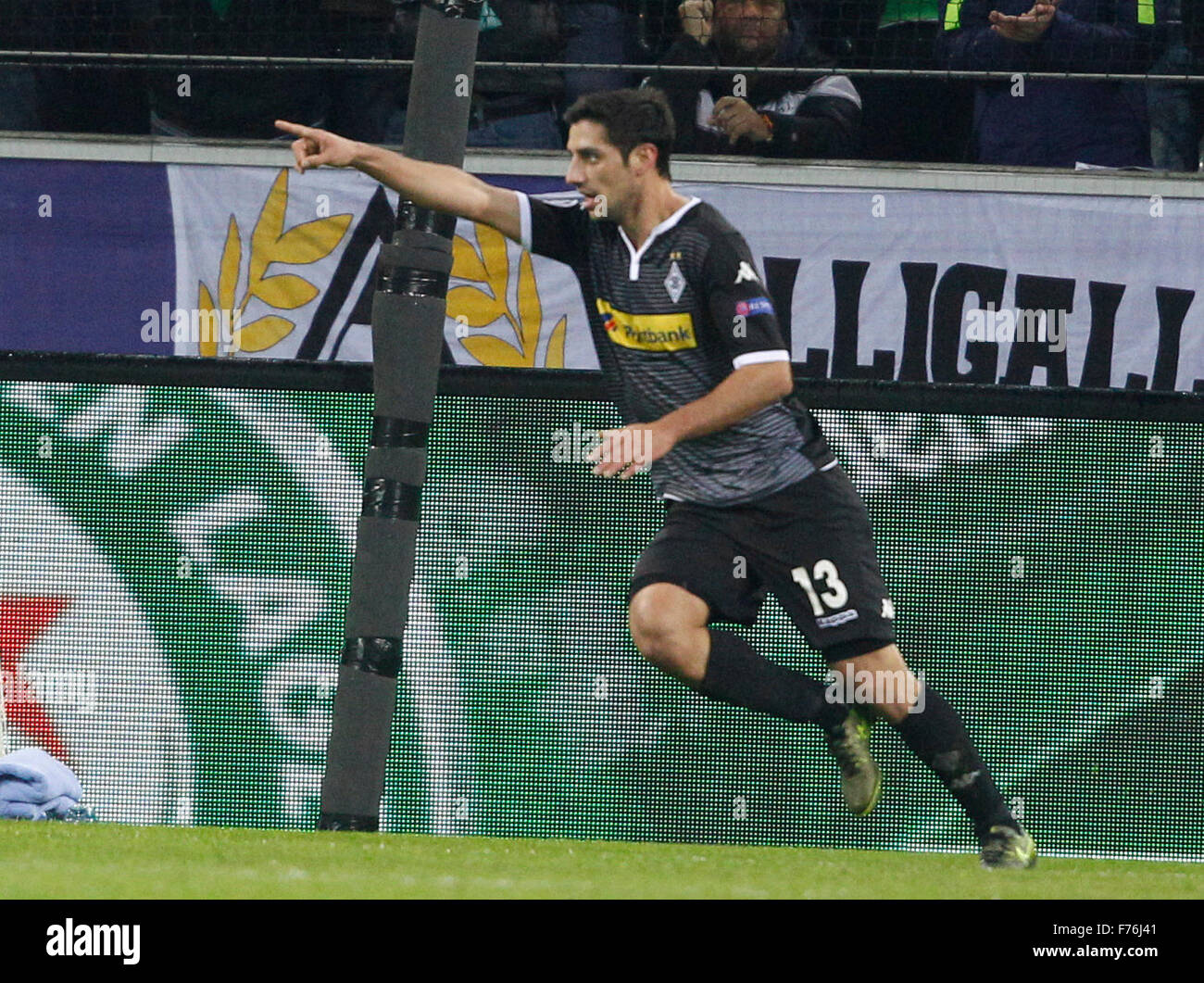 Moenchengladbach, German. 25th Nov, 2015. Goal scorer Lars Stindl from ...
