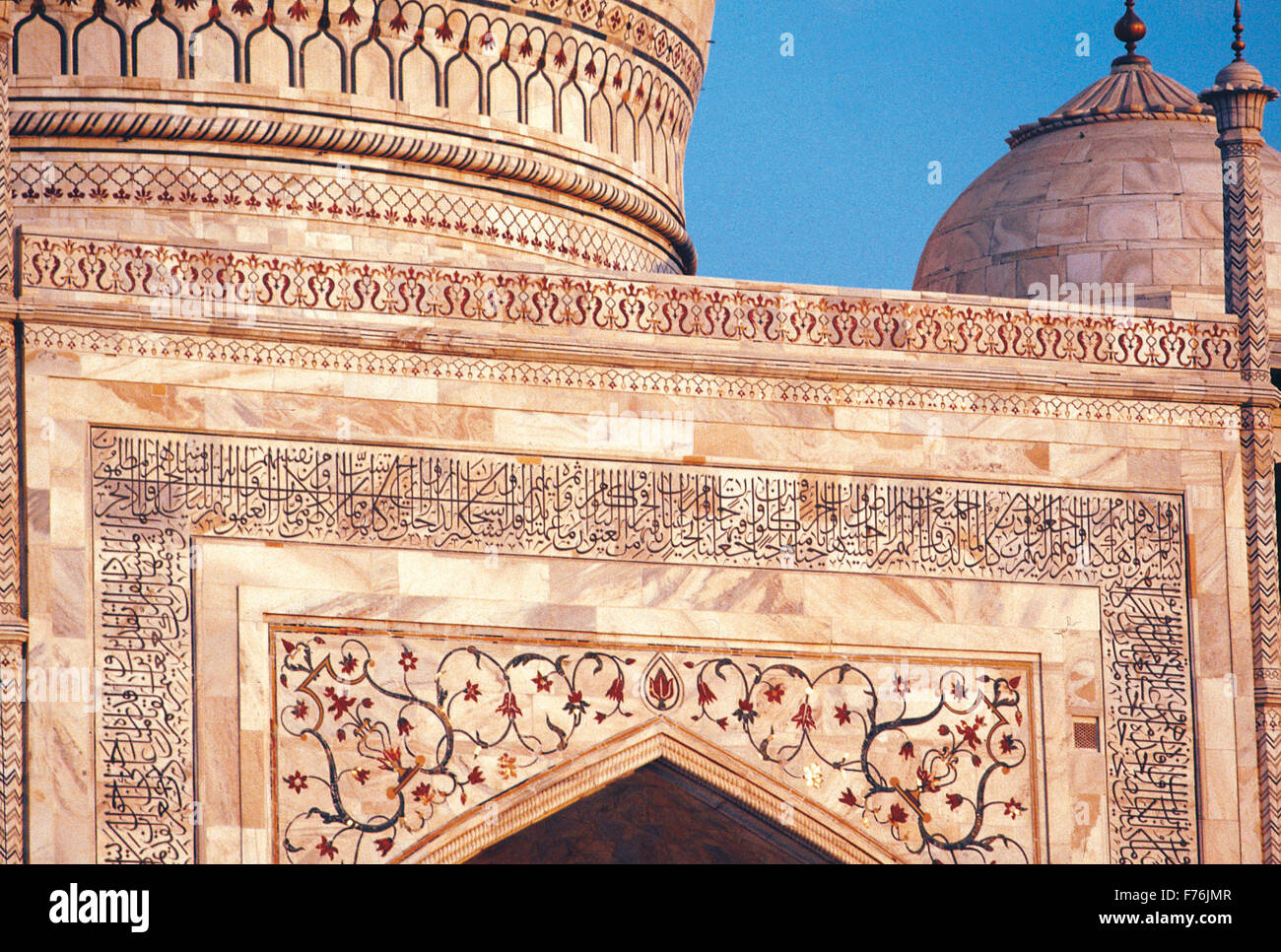 Floral designs on arch taj mahal, agra, delhi, india, asia Stock Photo ...