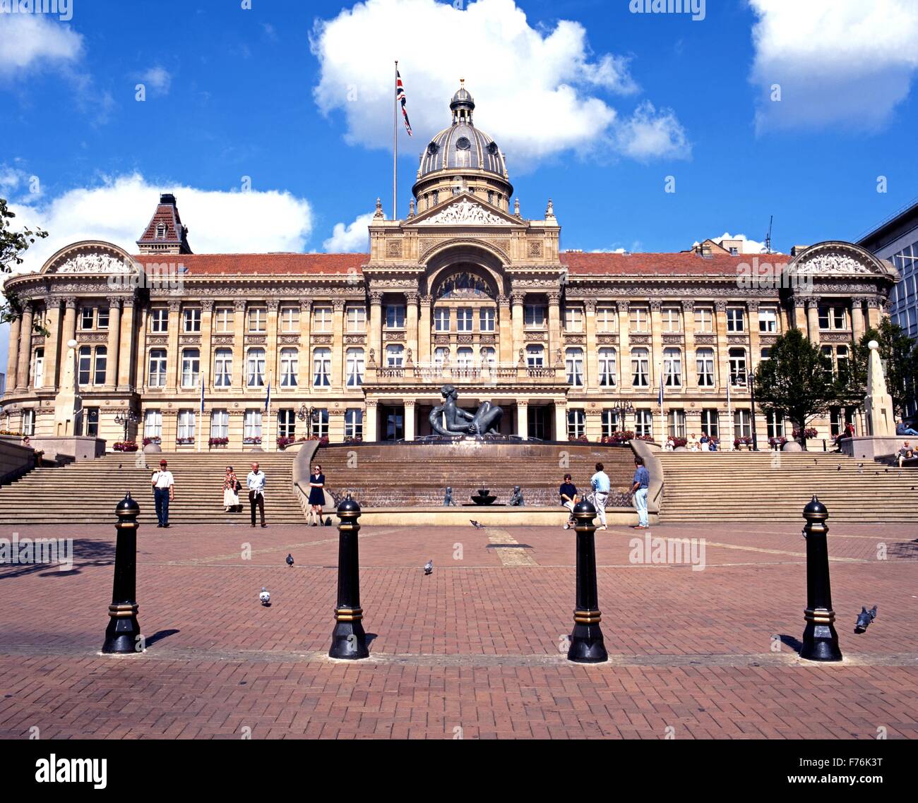Birmingham council house victoria square hi-res stock photography and ...