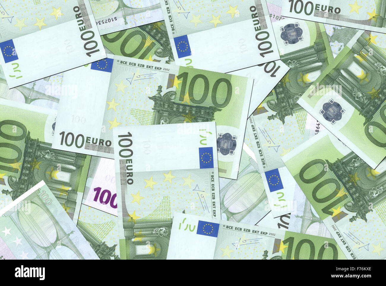 100 Euro Notes Texture Stock Photo - Alamy