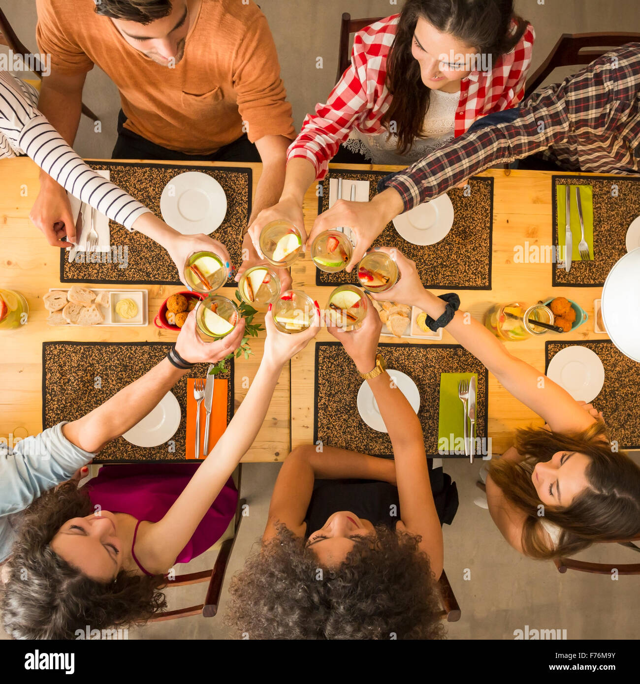 Group restaurant hi-res stock photography and images - Alamy