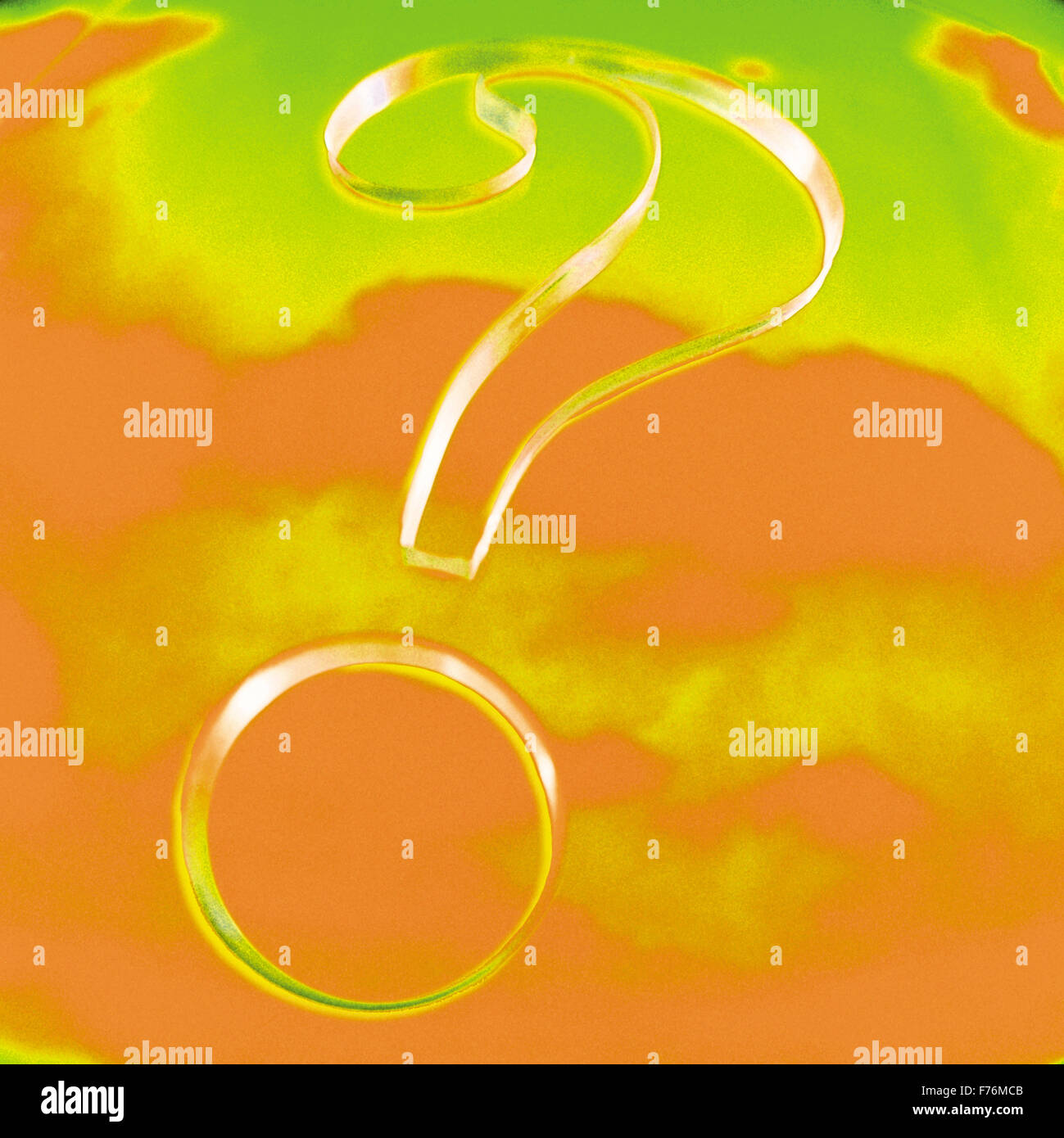 Question mark mystery questioning hi-res stock photography and images ...