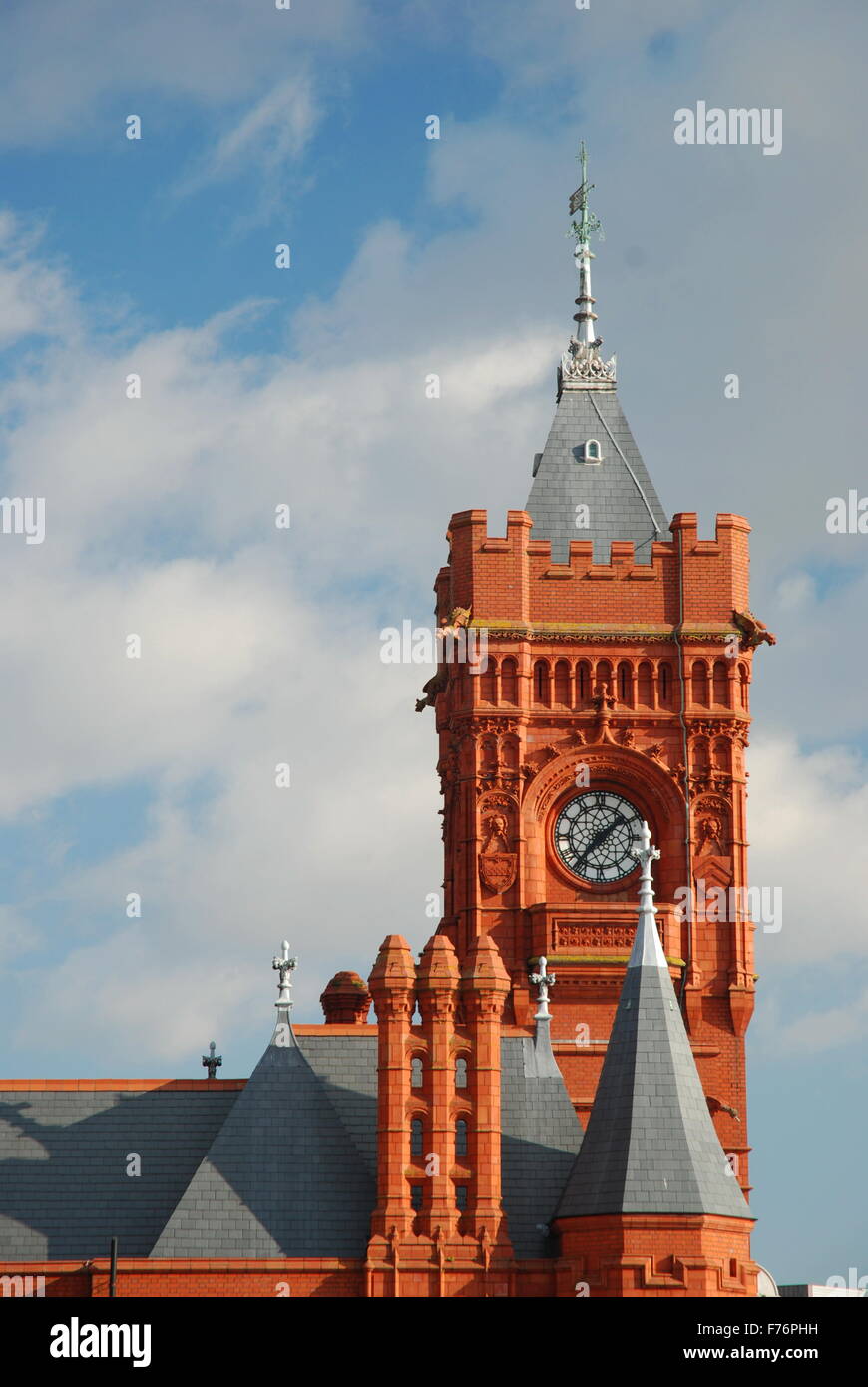 Cardiff clock tower hi-res stock photography and images - Alamy