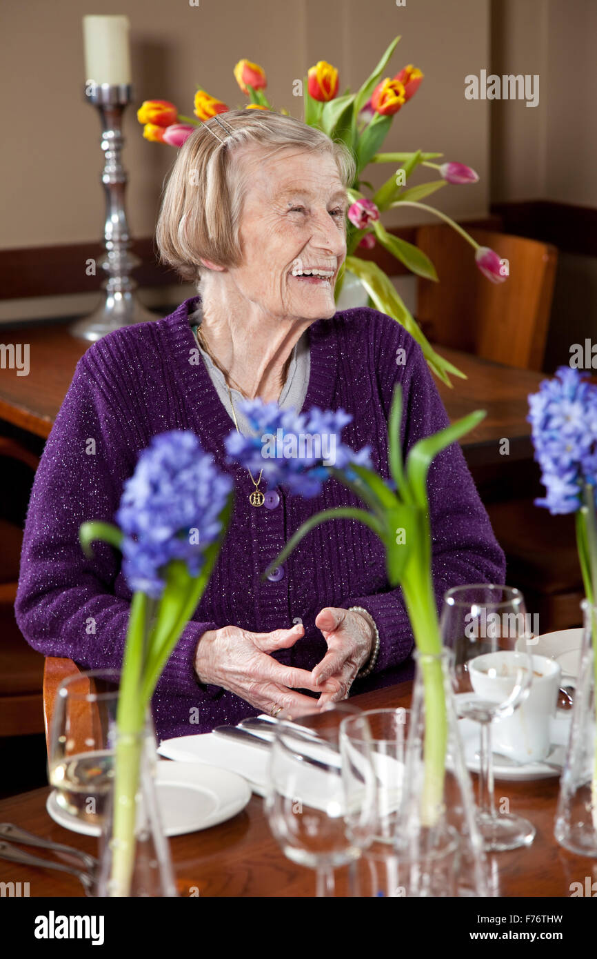 Laughing elderly women hi-res stock photography and images - Alamy