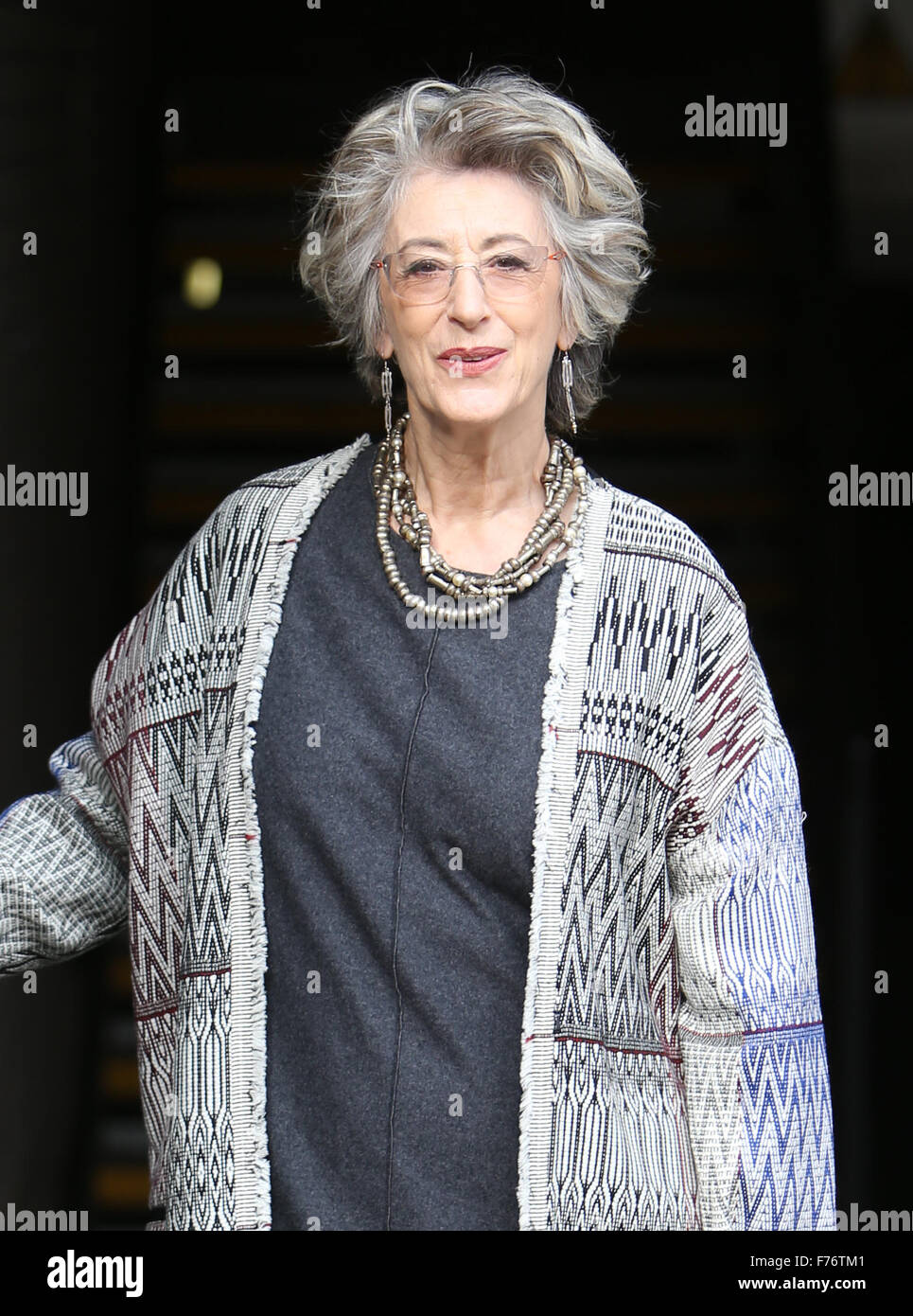 Maureen lipman hi-res stock photography and images - Alamy
