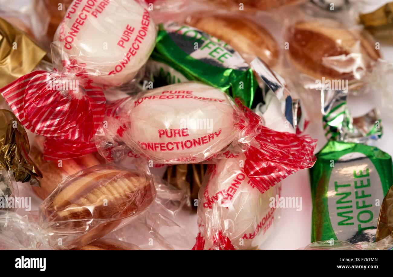 Striped sweets hi-res stock photography and images - Alamy