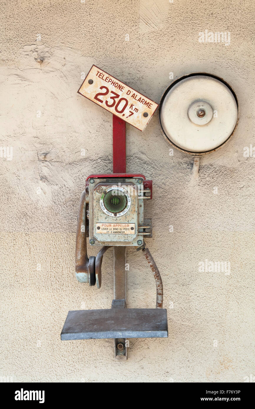 Train station telephone booth hi-res stock photography and images - Alamy