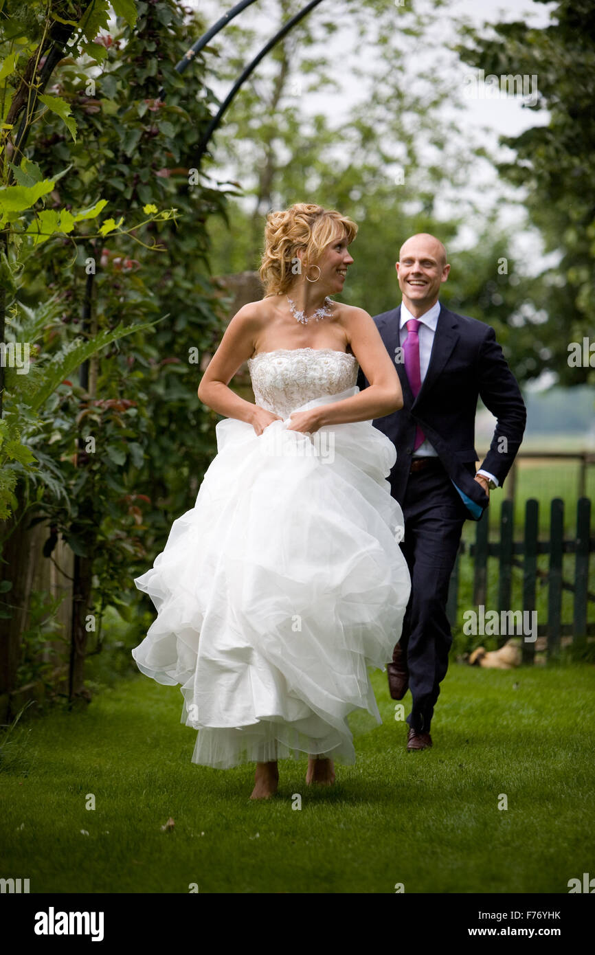 Runaway groom hi-res stock photography and images - Alamy