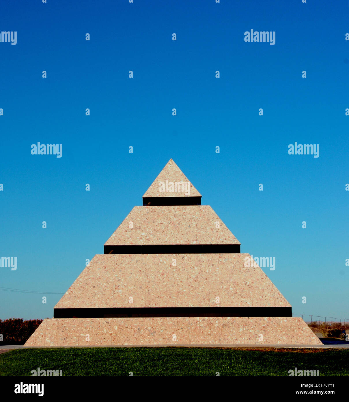 This town of Felicity in the southern California desert calls itself ...