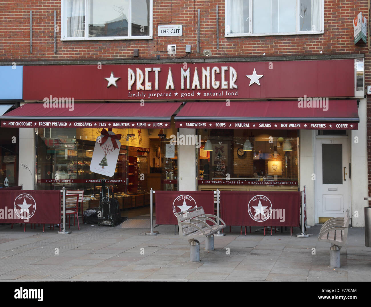pret a manger on the cut near waterloo station london Stock Photo - Alamy