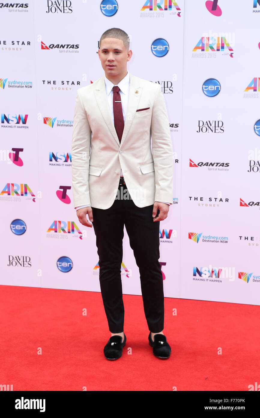 Sydney, Australia. 26 November 2015. Nathaniel arrives on the red ...