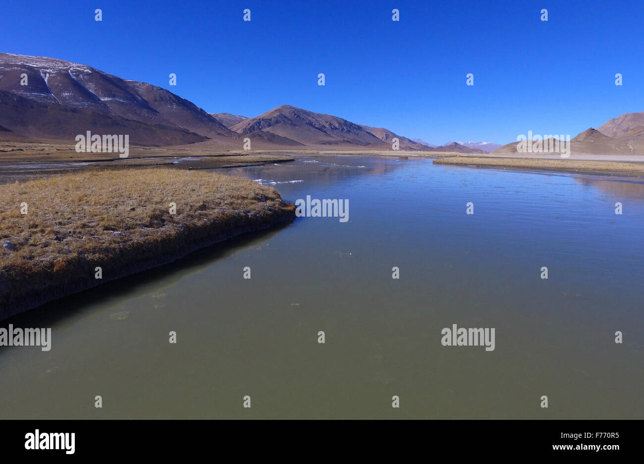 Tingri county hi-res stock photography and images - Alamy