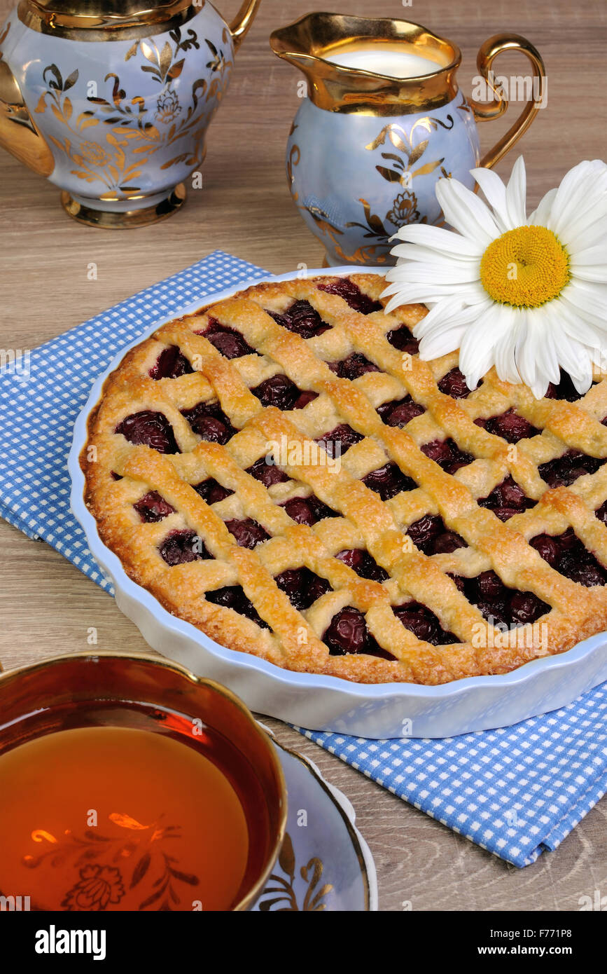 Pie shortcrust pastry with cherry filling Stock Photo - Alamy