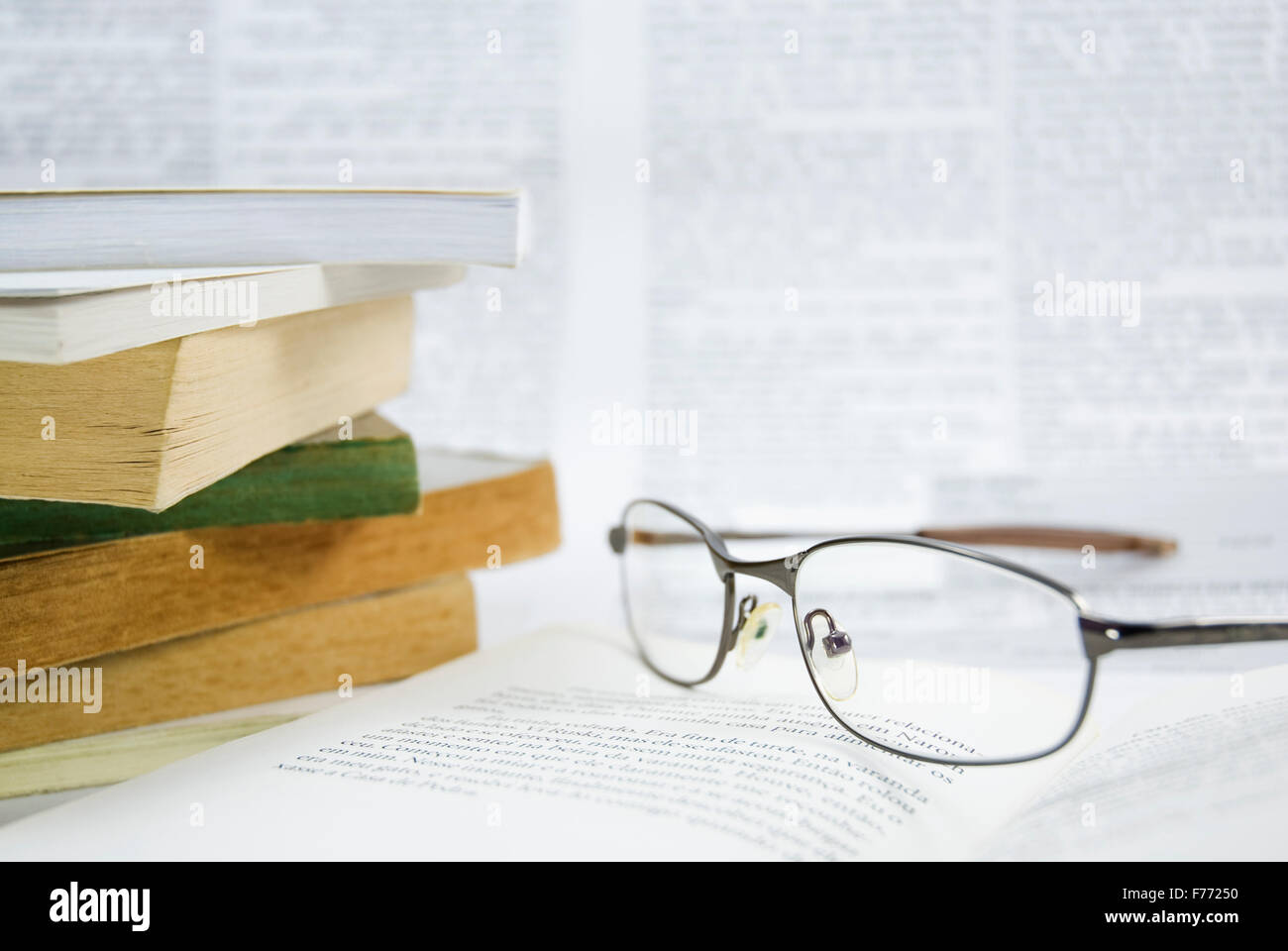 Student tools hi-res stock photography and images - Alamy