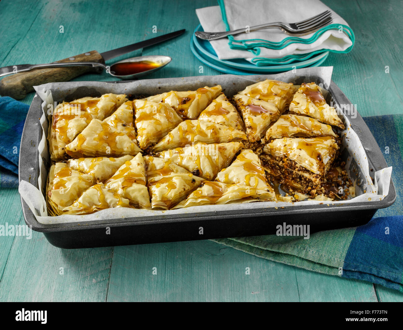 Phyllo layers hi-res stock photography and images - Alamy