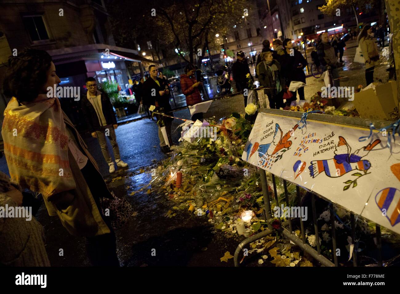 Paris Attacks Cafe La Bonne Biere, people mourning place where 5 ...