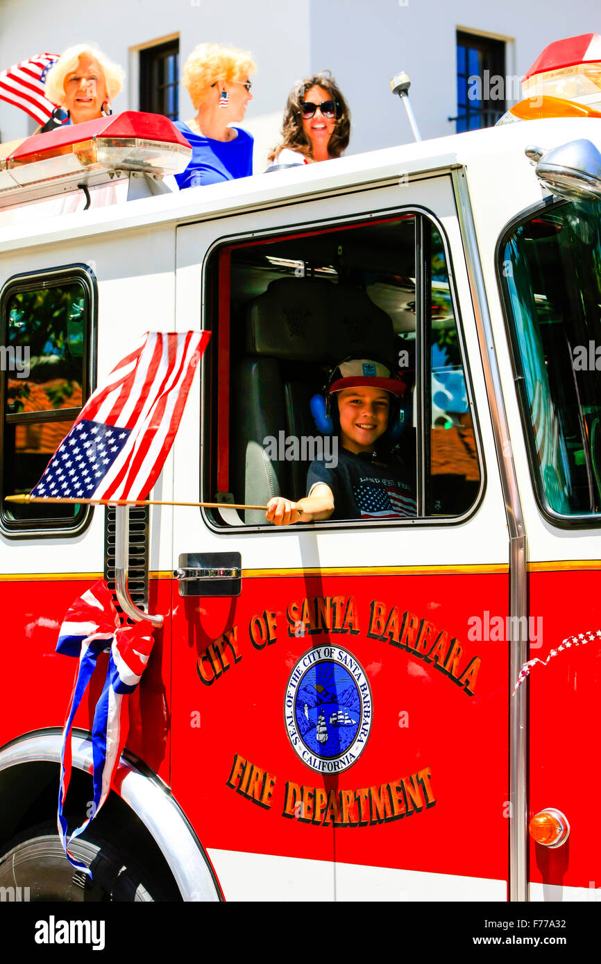 Fire truck engine parade hi-res stock photography and images - Alamy