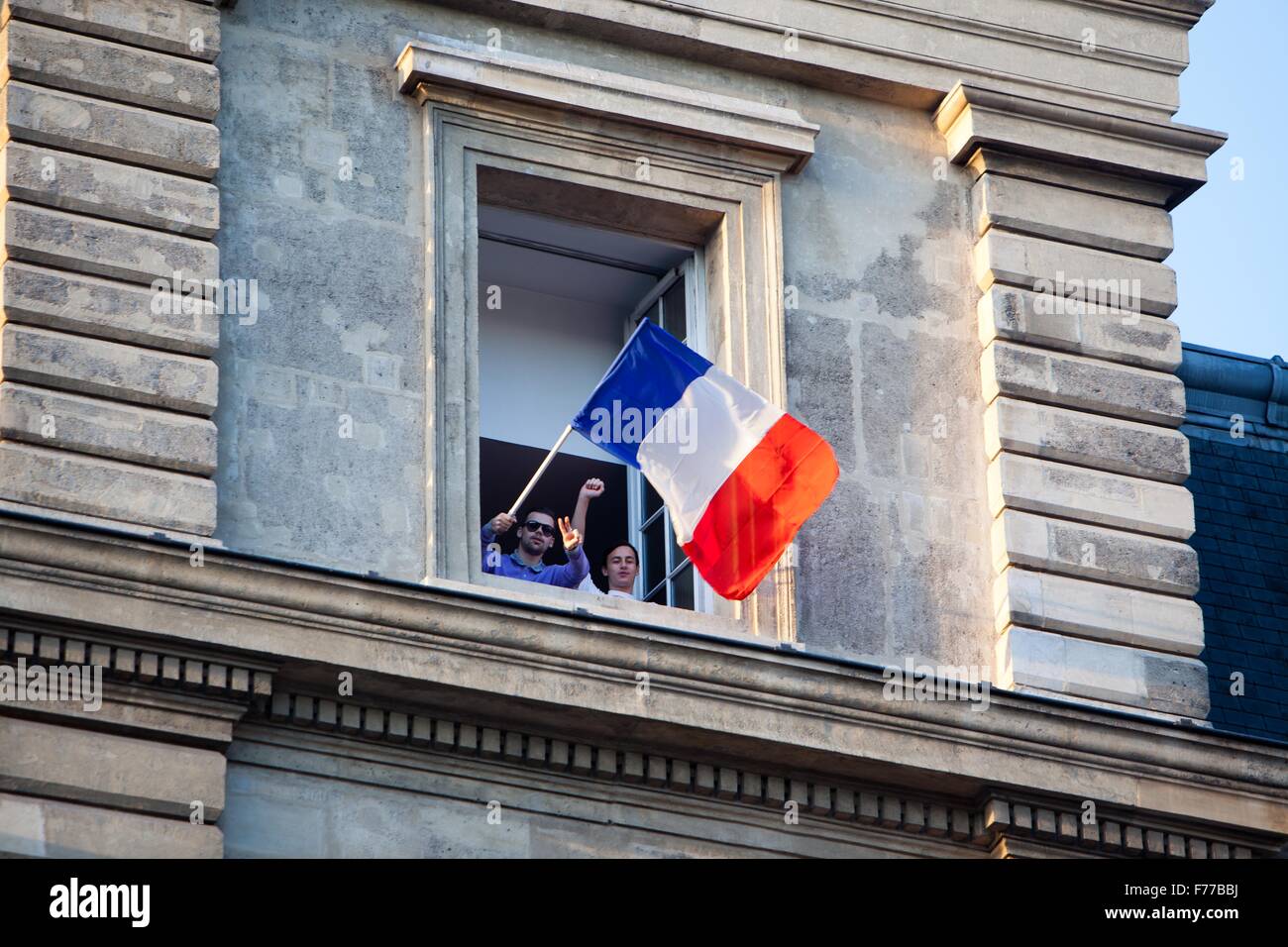 Mass panic broke out at Place de la Republique two days after 132 ...