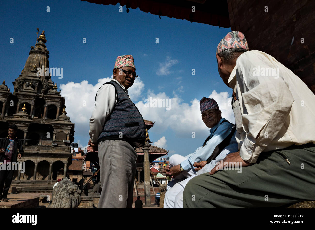 Nepal people talk hi-res stock photography and images - Alamy