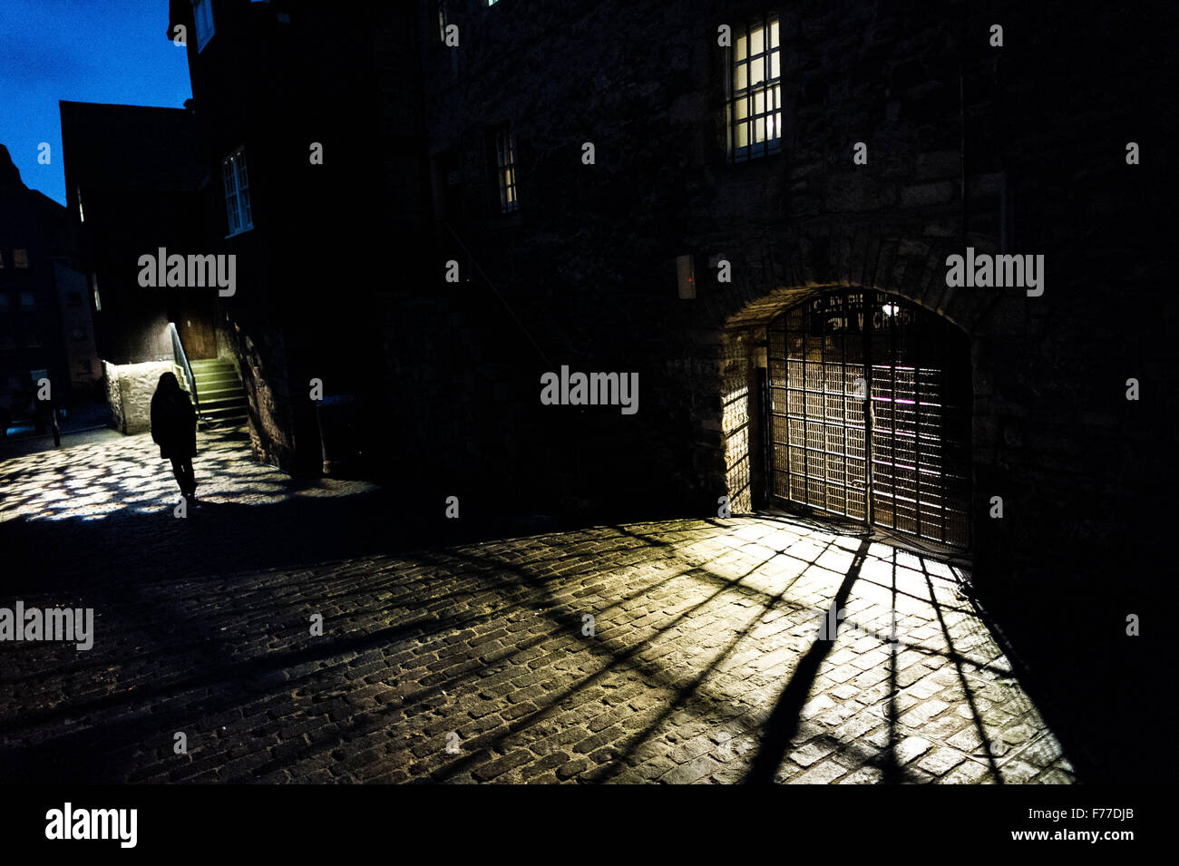 Edinburgh Closes High Resolution Stock Photography and Images - Alamy