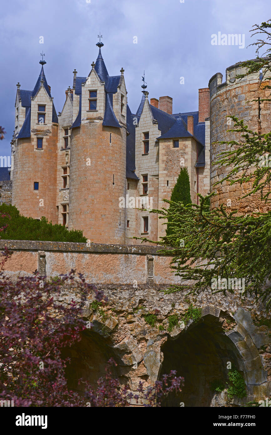 Chateau montreuil bellay france hi-res stock photography and images - Alamy