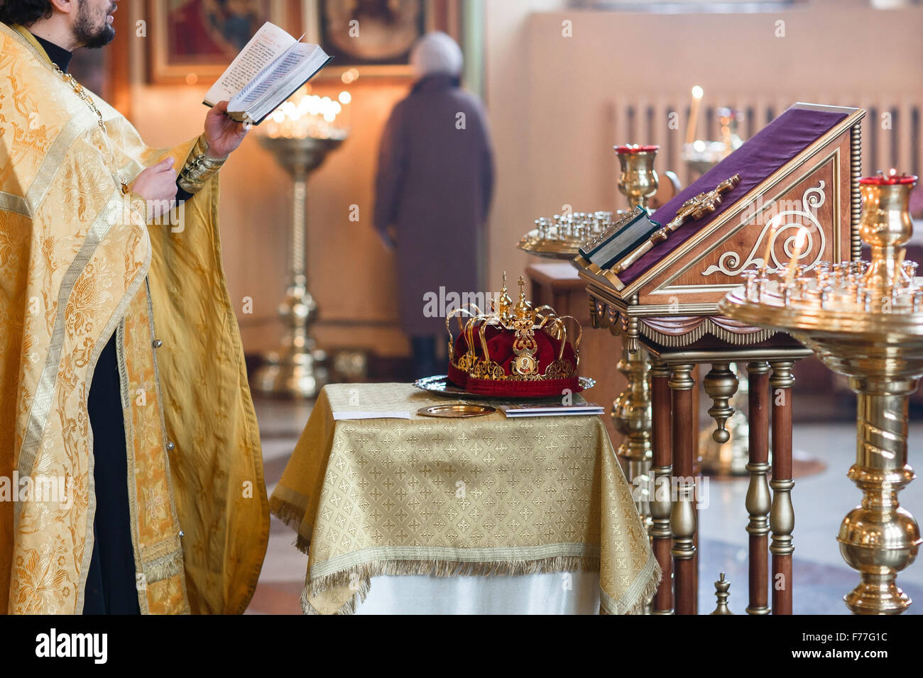 Orthodox wedding service hi-res stock photography and images - Alamy