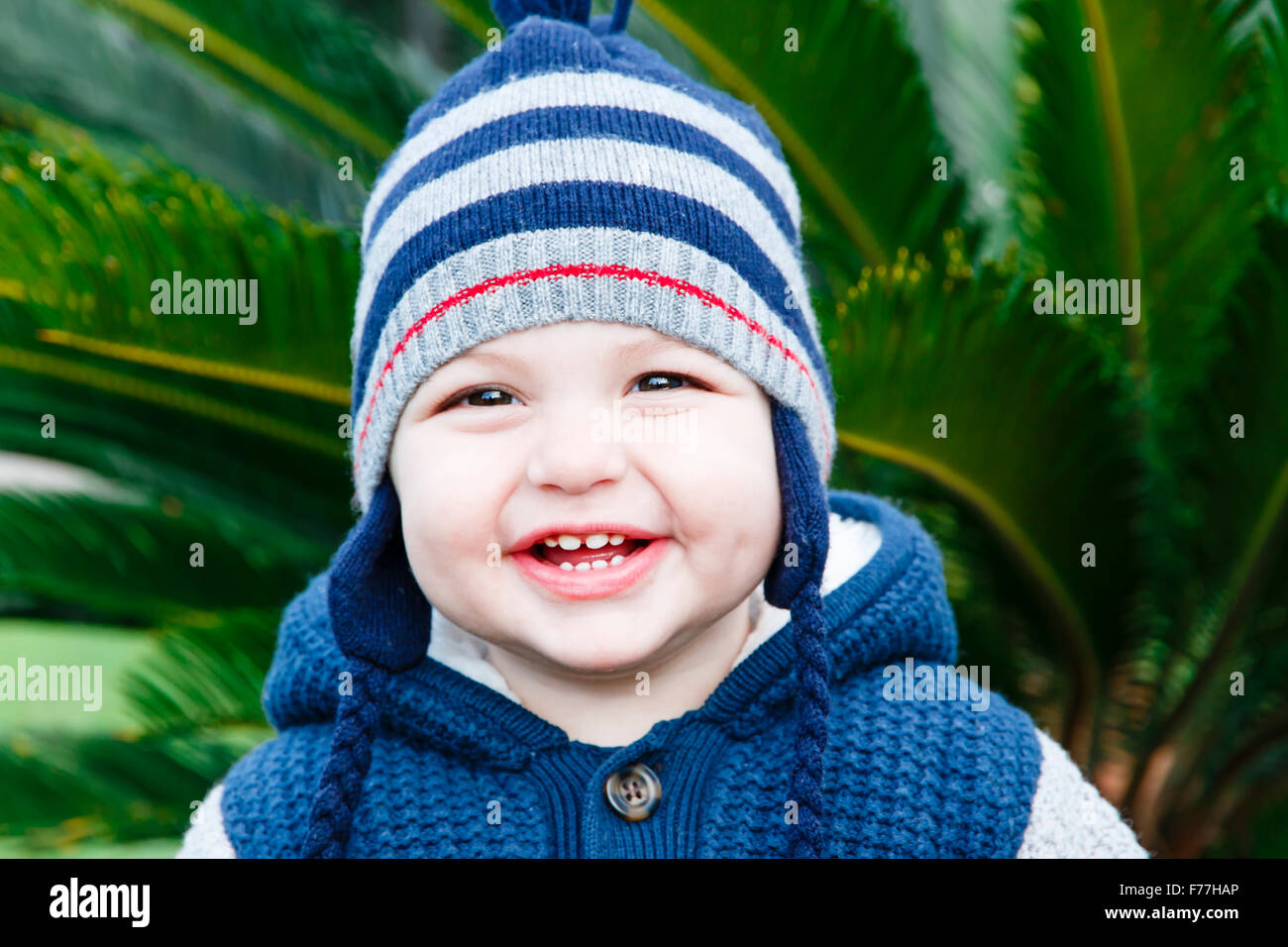 Very happy boy hi-res stock photography and images - Alamy